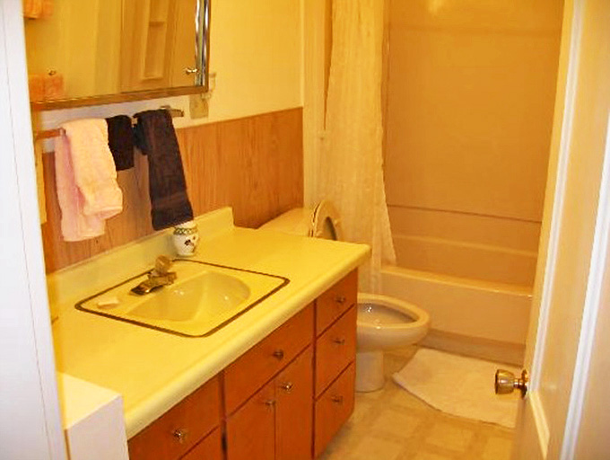 Even the bathroom balances modern necessity with vintage charm&mdash;though thankfully indoor plumbing has evolved since Victorian times.