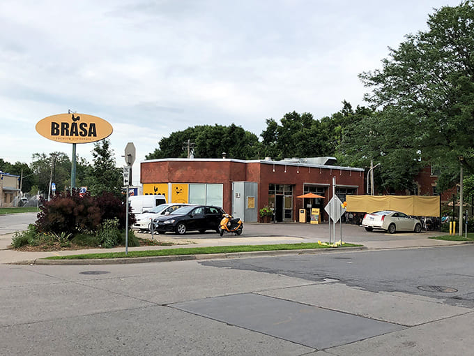 The unassuming brick building with its vintage sign promises Southern comfort in the heart of Minneapolis.