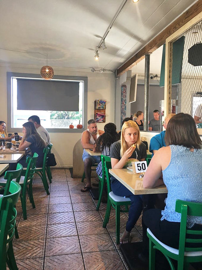 The dining room buzzes with the satisfied murmurs of patrons experiencing what might be the highlight of their day – breakfast done right.