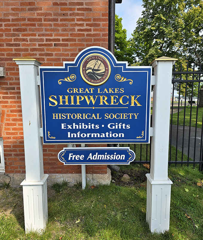 Great Lakes Shipwreck Historical Society: This unassuming building houses fascinating exhibits chronicling the dramatic and sometimes tragic maritime history of the Great Lakes.