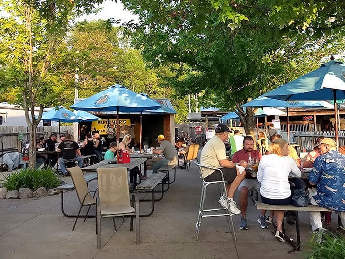 Summer evenings were made for this&mdash;picnic tables under Minnesota's endless twilight sky, perfect for pizza and cold beer.
