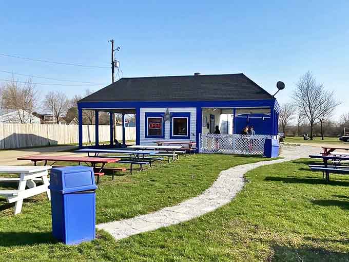 The outdoor setting offers the perfect backdrop for summer dining – casual, inviting, and as unpretentious as the food itself.