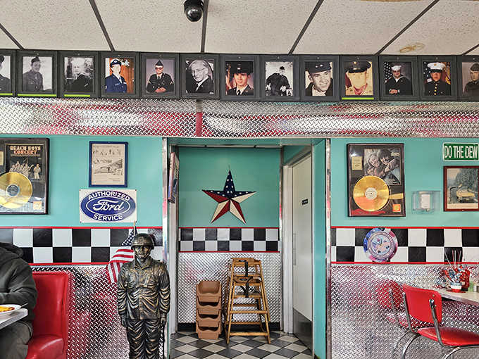 Military photos line the walls, a heartfelt tribute to local heroes that reminds us some things are worth preserving.