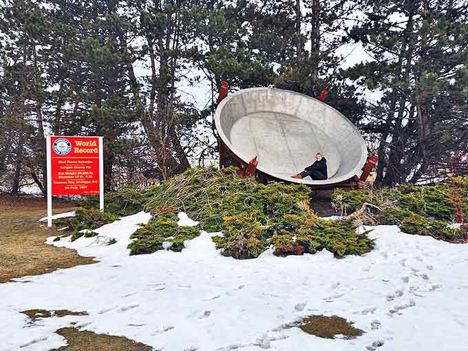 Even in winter, cherry pie enthusiasts make the pilgrimage to this oversized culinary relic, now dusted with Michigan snow.