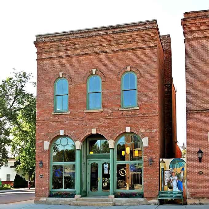 1993 and Company brings vintage charm to modern retail &ndash; proving that in Henderson, shopping isn't just transaction, it's interaction.