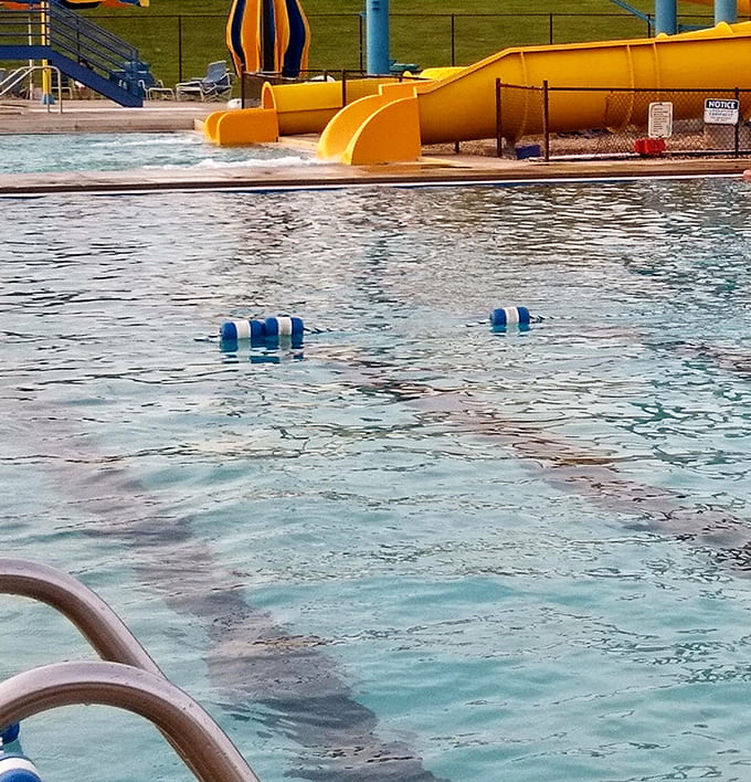 Water so clear you can actually see the bottom, which is shockingly refreshing in the world of public pools.