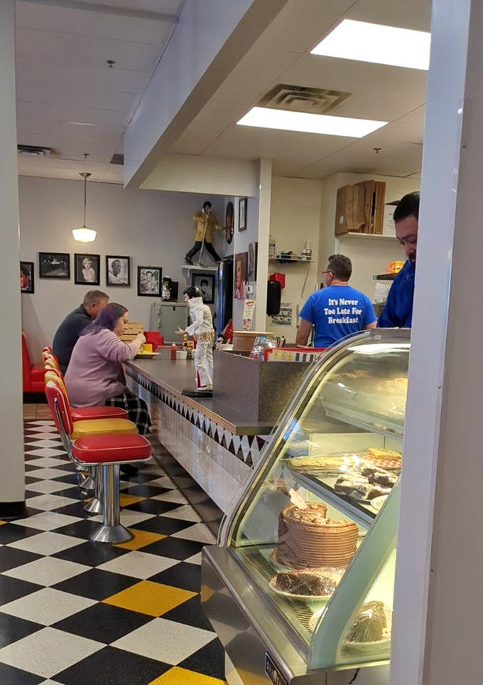 Counter seating offers front-row tickets to the culinary show, where short-order magic happens before your very eyes.