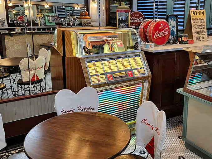 The working jukebox isn't just for show &ndash; select the perfect soundtrack for your soda fountain fantasy from a curated collection of classics.
