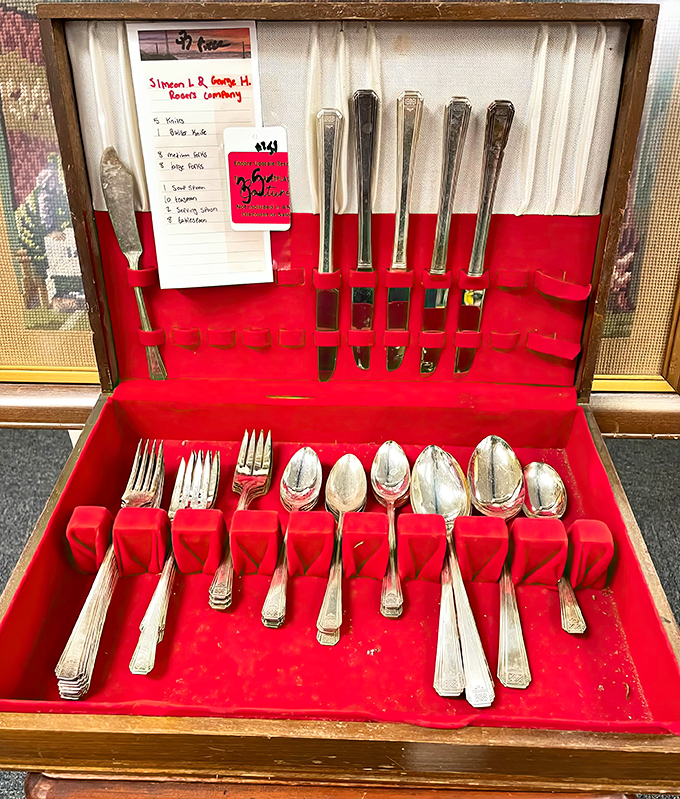 This silver-plated flatware set waits to make your next dinner party feel like "Downton Abbey" &ndash; minus the family drama.