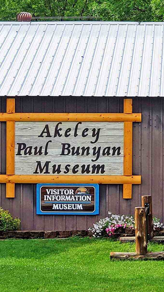 The Akeley Paul Bunyan Museum complements the statue experience, offering visitors deeper insights into logging history and local lore.