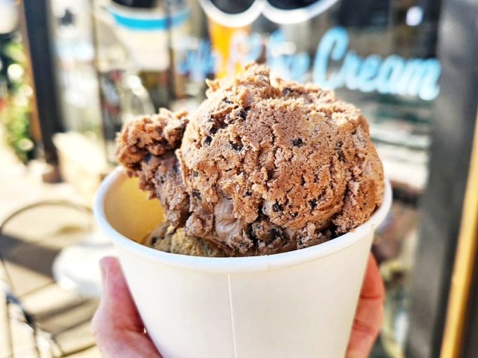 Brownie batter dough that makes you question why we ever bothered baking brownies in the first place. Spoon-ready perfection in every bite.