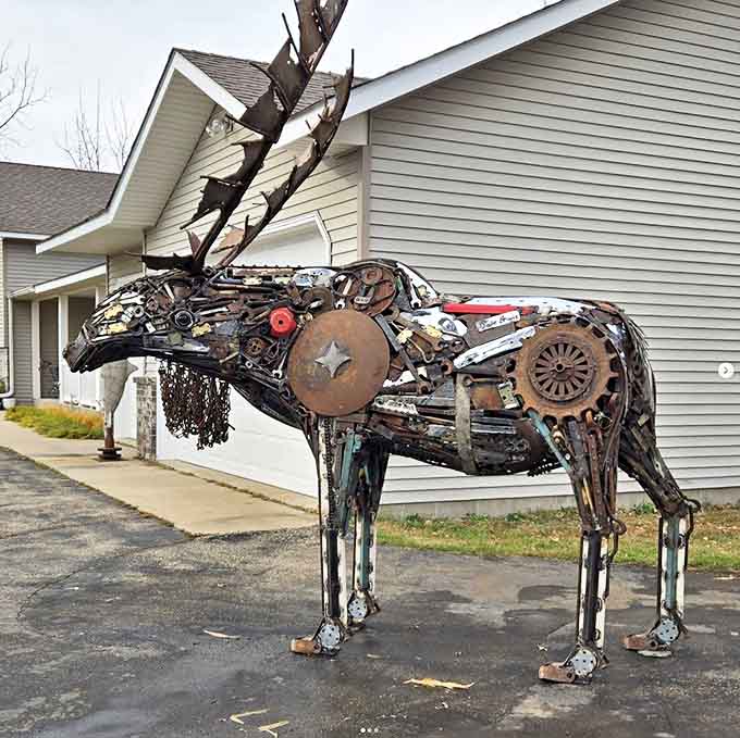 This majestic moose stands proud, its impressive antlers and powerful stance showcasing both artistic vision and engineering know-how.
