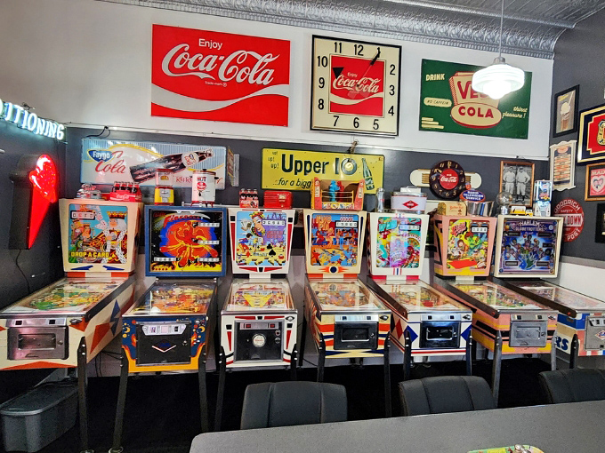 The pinball arcade collection proves that some forms of entertainment, like comfort food, never really go out of style &ndash; they just become classics.