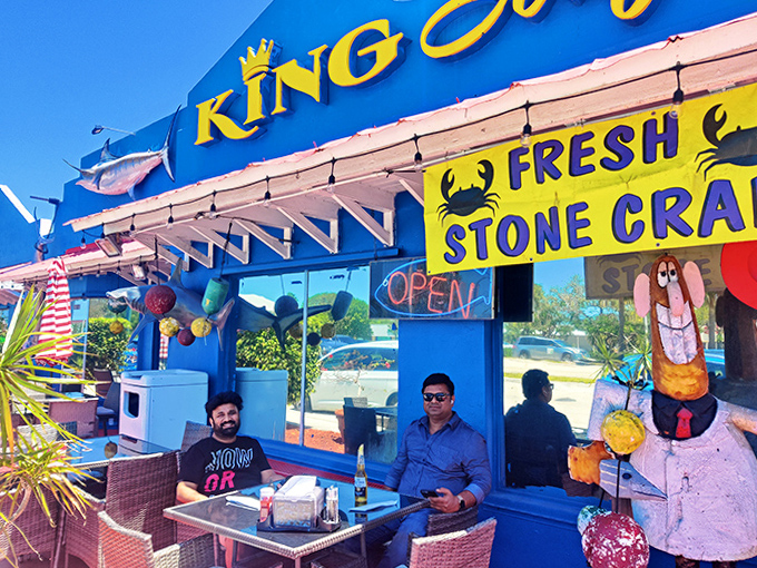 Al fresco enjoyment under Florida skies, where seafood tastes even better with a side of sunshine and ocean breeze.