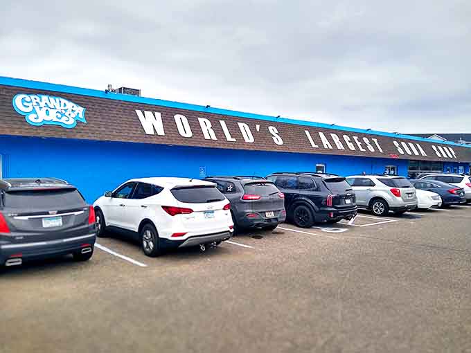 The "World's Largest Soda Shop" sign boldly proclaims what your waistband will soon discover &ndash; moderation has no place in this blue palace of pleasure.