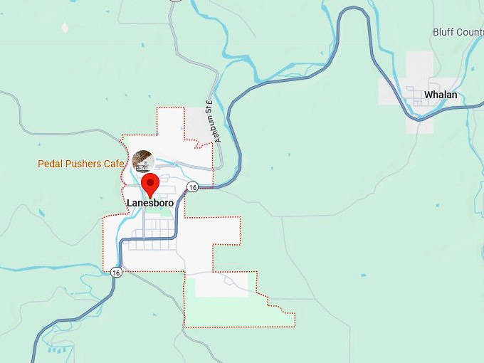 16. lanesboro, minnesota