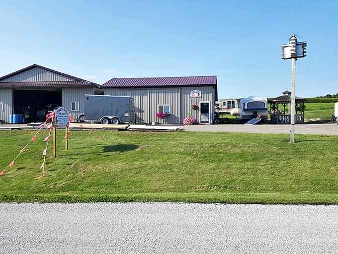 The wide-open countryside setting and charming birdhouse prove that the best bakeries are worth the scenic drive.