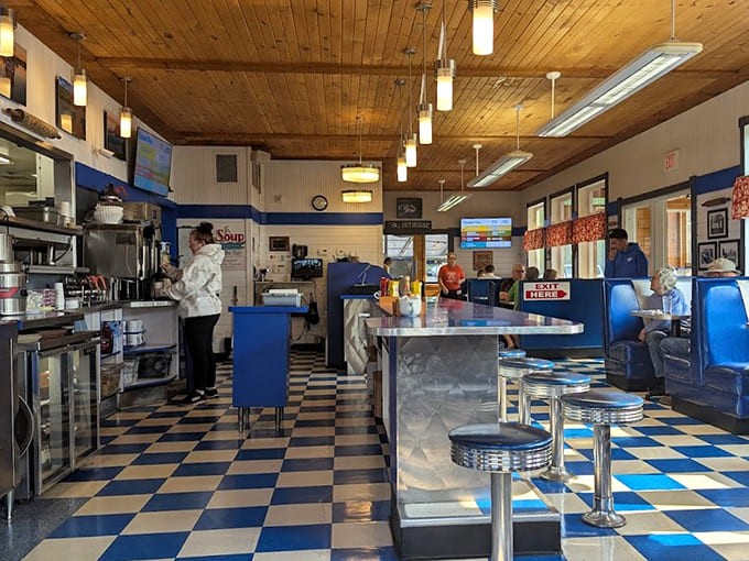 Classic Americana comes alive in the checkerboard floor and cozy counter seating, where strangers become friends over forkfuls of Minnesota's finest pies.