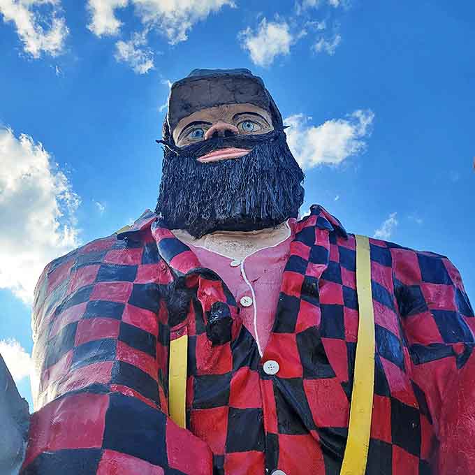 Those piercing blue eyes and bushy black beard give Paul a friendly yet imposing presence that stops traffic on the Heartland Trail.