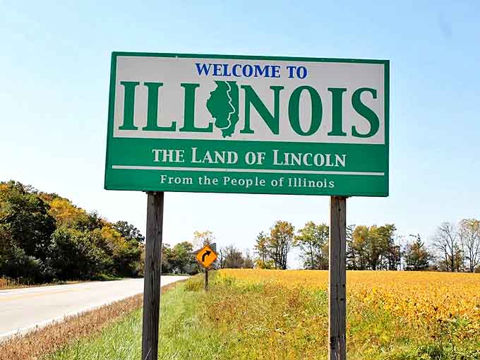 Bold lettering and the state's silhouette create an instantly recognizable greeting that's been photographed by generations of road trippers.