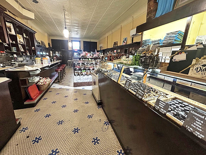 Walking into Lagomarcino's is like stepping into a time machine &ndash; one that happens to smell deliciously of chocolate and nostalgia.