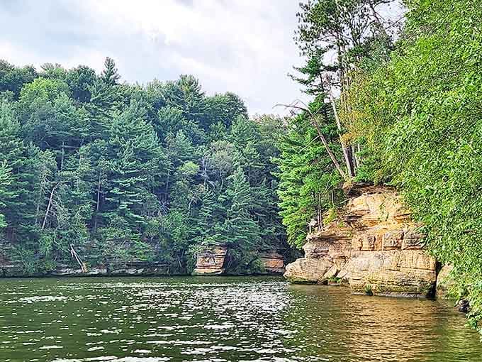 Where the Wisconsin River bends, kayakers find their zen and ducks conduct their daily business meetings.