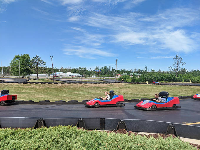 Red versus blue on the asphalt battlefield &ndash; these go-karts may look innocent, but they awaken the competitive spirit in even the most mild-mannered visitors.