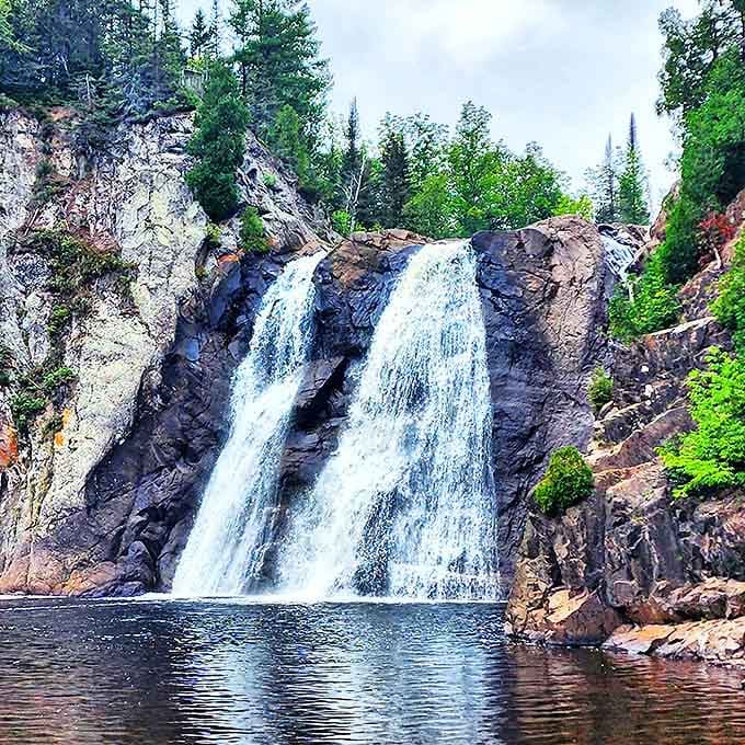 Water doesn't just fall here&mdash;it performs, cascading with theatrical flair between rugged cliffs that have witnessed this show for millennia.