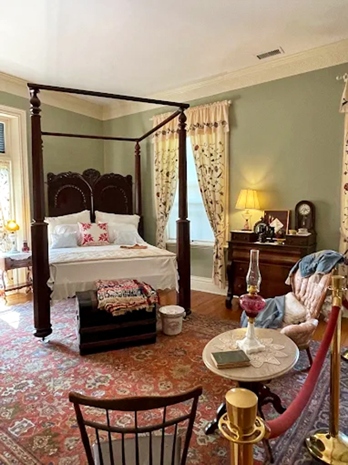 Sweet dreams guaranteed in this four-poster masterpiece. The Victorians may have been uptight in public, but they knew comfort when they retired for the night.