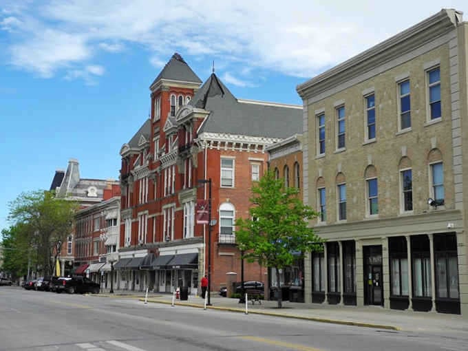 Ohio's first capital still wears its history proudly, with architecture that makes you wonder if your car accidentally time-traveled.