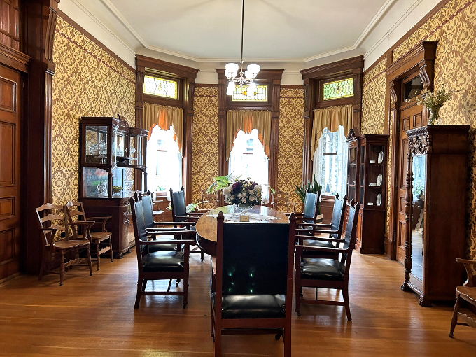 The warden's dining room offers a jarring contrast &ndash; Victorian refinement just steps away from prison cells, like a dollhouse attached to a dungeon.