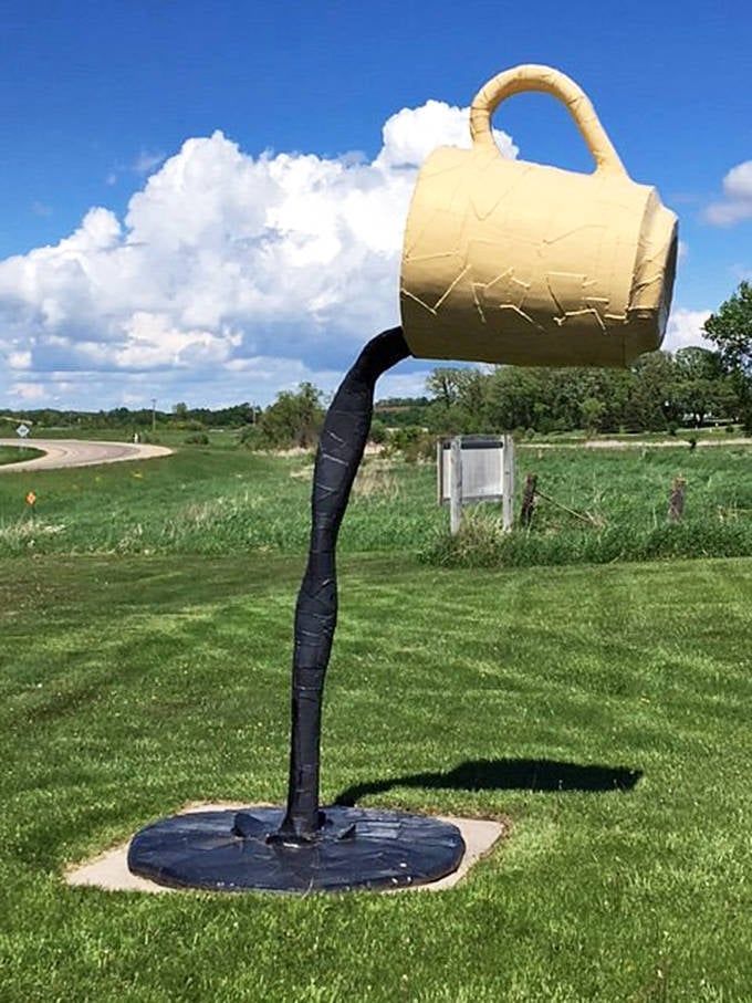 This gravity-defying coffee pour would impress even the most skilled barista. The ultimate "bottomless cup" that never runs dry!