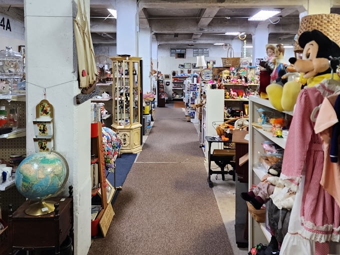 Every corner reveals a new collection, from vintage toys to household items that tell stories of American life.