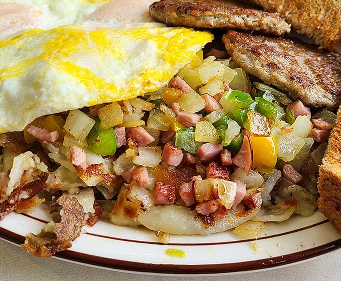 Not just hash browns &ndash; a golden-brown masterpiece of potato perfection. The crispy exterior gives way to a tender heart, like Minnesota itself.