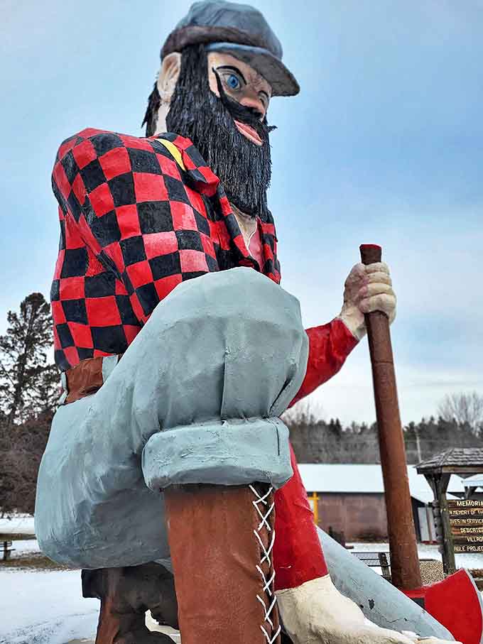 From this angle, you can truly appreciate the sleek lines of a 40-foot concrete mammal. Michelangelo would be jealous.