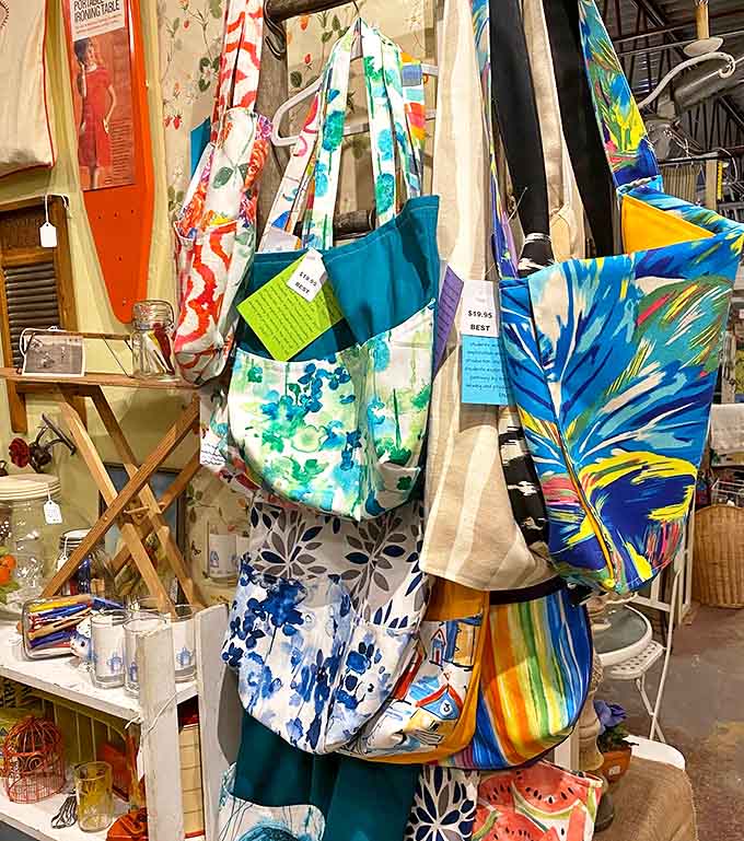 Vibrant vintage tote bags showcase decades of American design sensibilities, offering both fashion statement and functional nostalgia for today's shoppers.