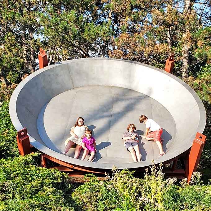 Visitors find the empty pie pan makes for an unexpectedly perfect lounging spot&mdash;the world's most minimalist amphitheater.