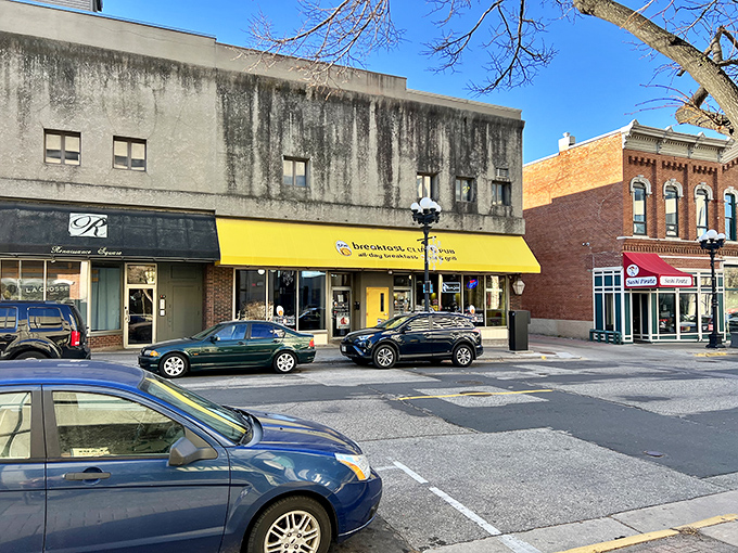 Retro vibes in downtown La Crosse! This '80s-themed breakfast spot brings movie magic to morning meals.