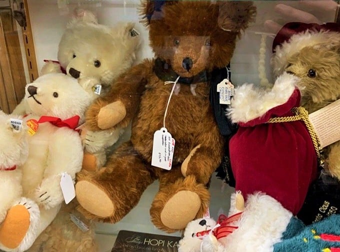 Vintage Teddy Bears: These well-loved companions have been hugged through decades of childhood joys and sorrows, their button eyes having seen generations come and go.