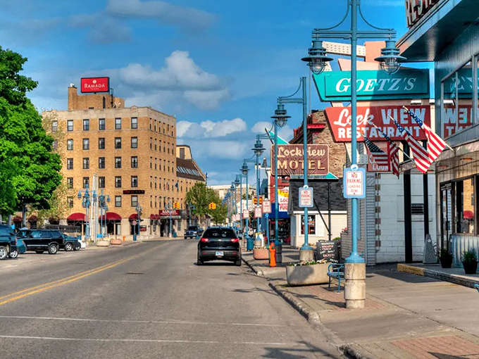 Downtown: Portage Avenue's historic storefronts and colorful signage create a living museum of small-town Americana that's refreshingly chain-store free.