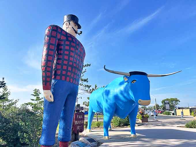 From this angle, you can almost imagine Paul whispering tall tales to Babe about the time he dug the Grand Canyon.