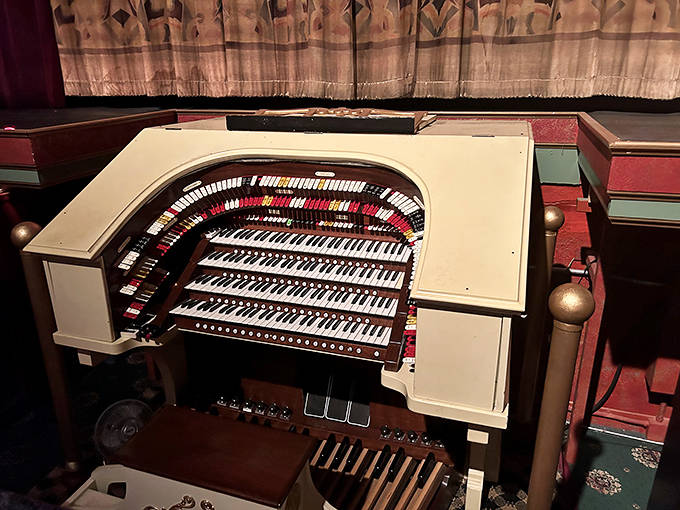 The Wurlitzer pipe organ isn't just for show &ndash; its magnificent pipes fill the theater with sounds that vibrate through your soul.