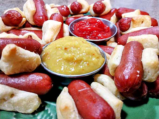 Puppy Dog: Mini Vienna sausages circle dipping sauces like tiny heroes defending their city &ndash; adorable enough to make even villains smile.