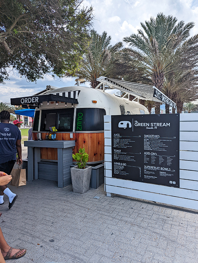 The Green Stream offers health-conscious visitors cold-pressed juices and superfood bowls, proving vacation eating doesn't have to derail your wellness goals.