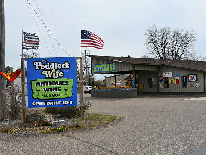 The Peddler's Wife combines two of life's greatest pleasures&mdash;antiquing and wine&mdash;in one charming, flag-adorned destination.