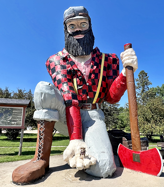 This colossal Paul Bunyan stands ready with his trusty axe, his enormous boots planted firmly in Akeley as he watches over the Heartland Trail.