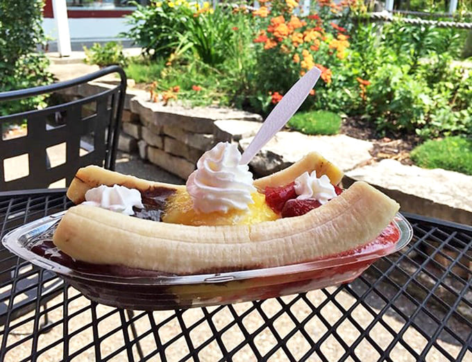 The classic banana boat – where fruit technically makes this breakfast, right? At least that's what we're telling ourselves.
