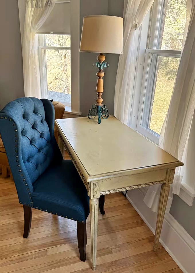 Writer's block doesn't stand a chance at this charming desk nook – the views alone are worth at least a thousand words.