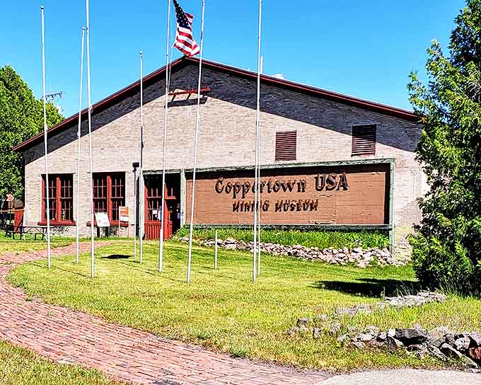 Coppertown USA Mining Museum: History buffs rejoice at this treasure trove of copper country lore, where industrial heritage comes alive through authentic artifacts.