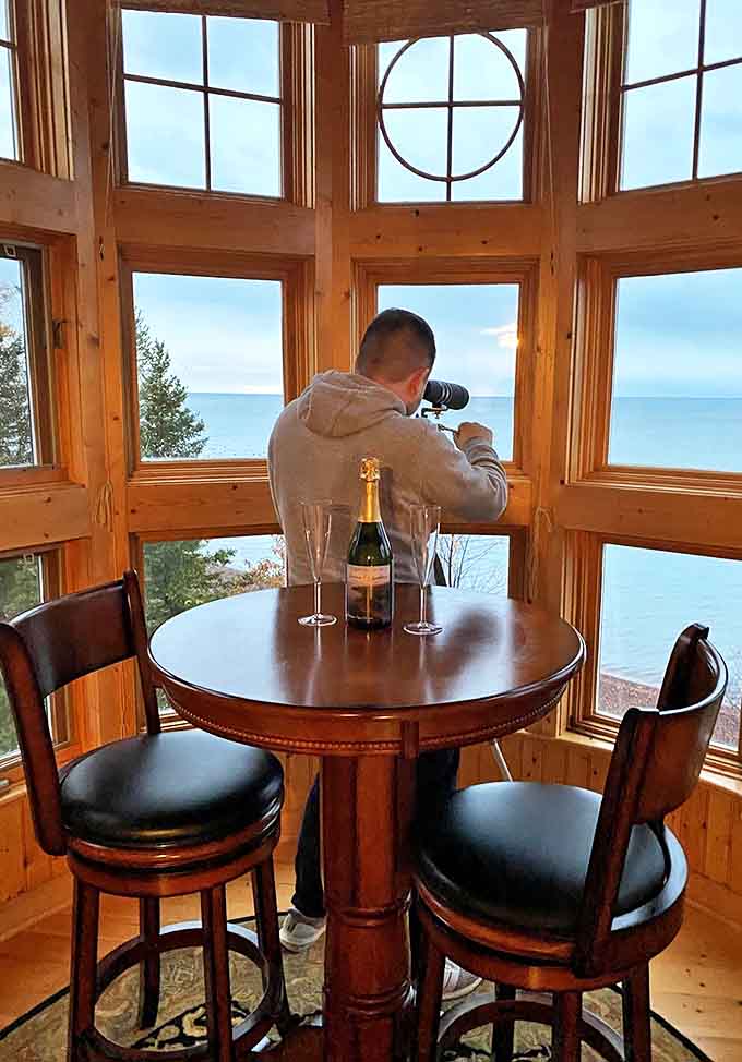 This intimate observatory offers front-row seats to Lake Superior's moods, with champagne optional but highly recommended for sunset viewing.